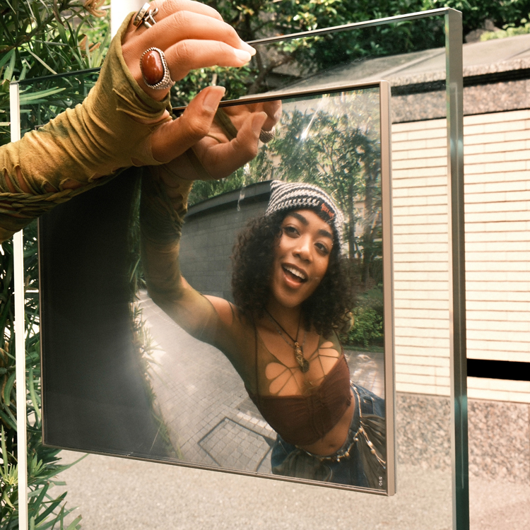 UMI、ダンスを取り入れた「SHOW ME OUT」MV公開 ｜ ガジェット通信 GetNews