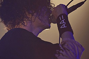 AA= | Artist | Billboard JAPAN