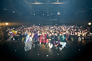 XOX第2章の幕開け！ 期待と多幸感にみちた6人新体制お披露目ライブ | Daily News | Billboard JAPAN