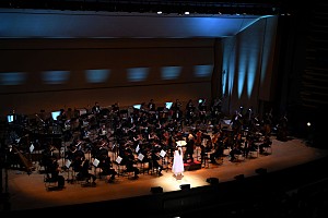 Revo、オーケストラコンサート2日目のオフィシャルレポート到着 SAK.／石川由依がゲスト登場 | Daily News ...