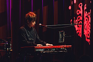 ＜ライブレポート＞REIKO、初のビルボードライブ公演――音楽で紡ぐ心温まる特別な夜 | Daily News | Billboard JAPAN